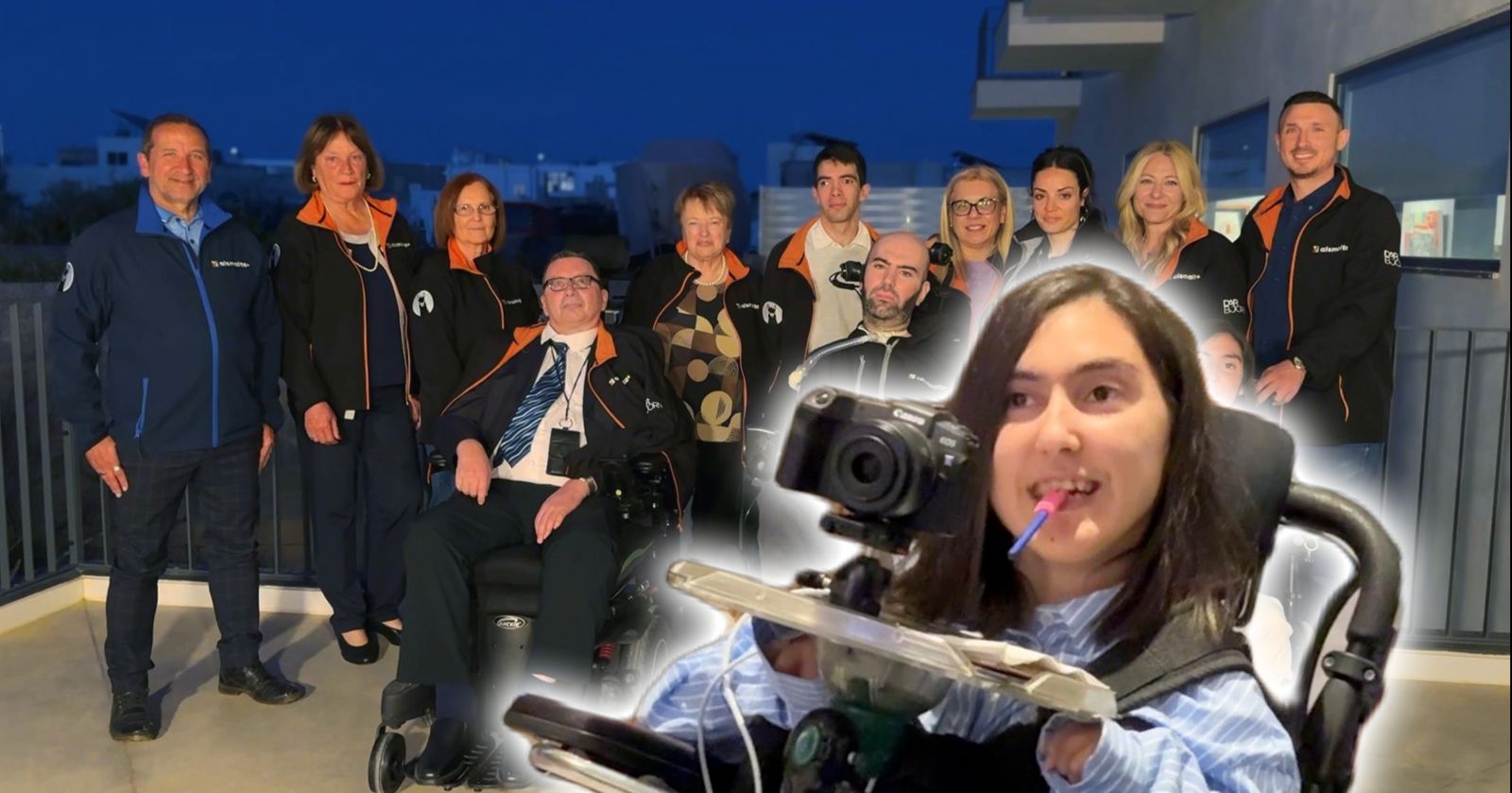 Filmat: Kyra tirċievi award waqt li qed tieħu r-ritratti flimkien ma’ 8 ...